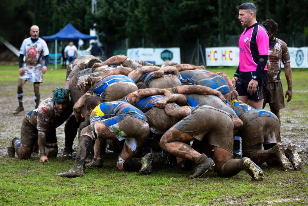 The Rugby Scrum Explained - Rugby Reader