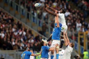 What is a Rugby Lineout? - Rugby Reader